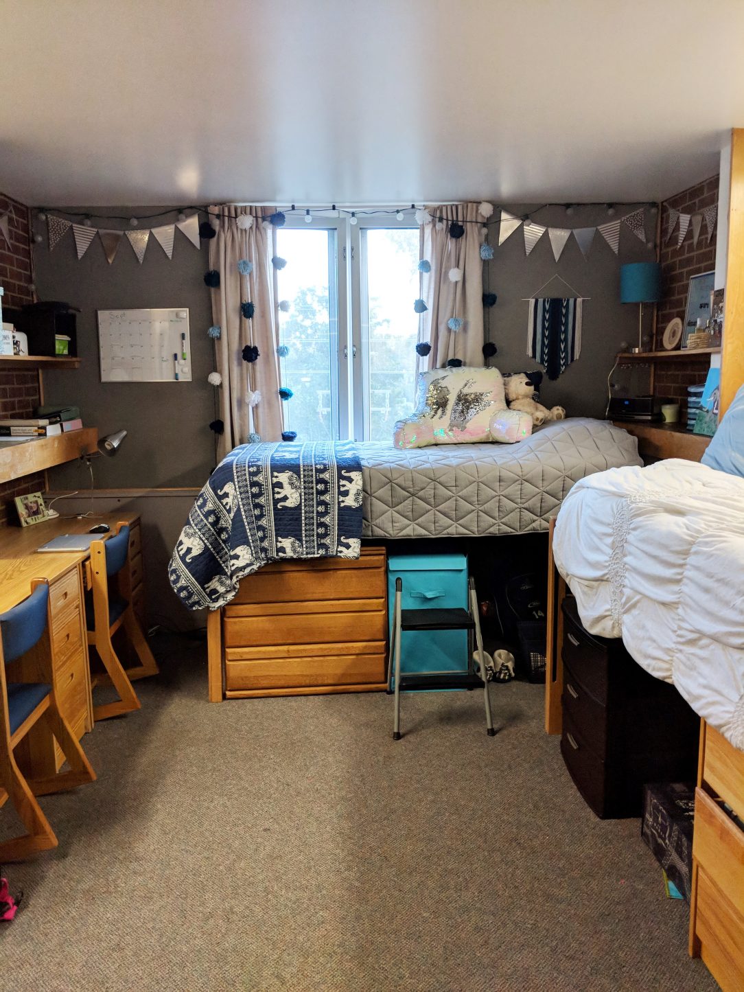 My Dorm Room Tour! – Grace Per Wear