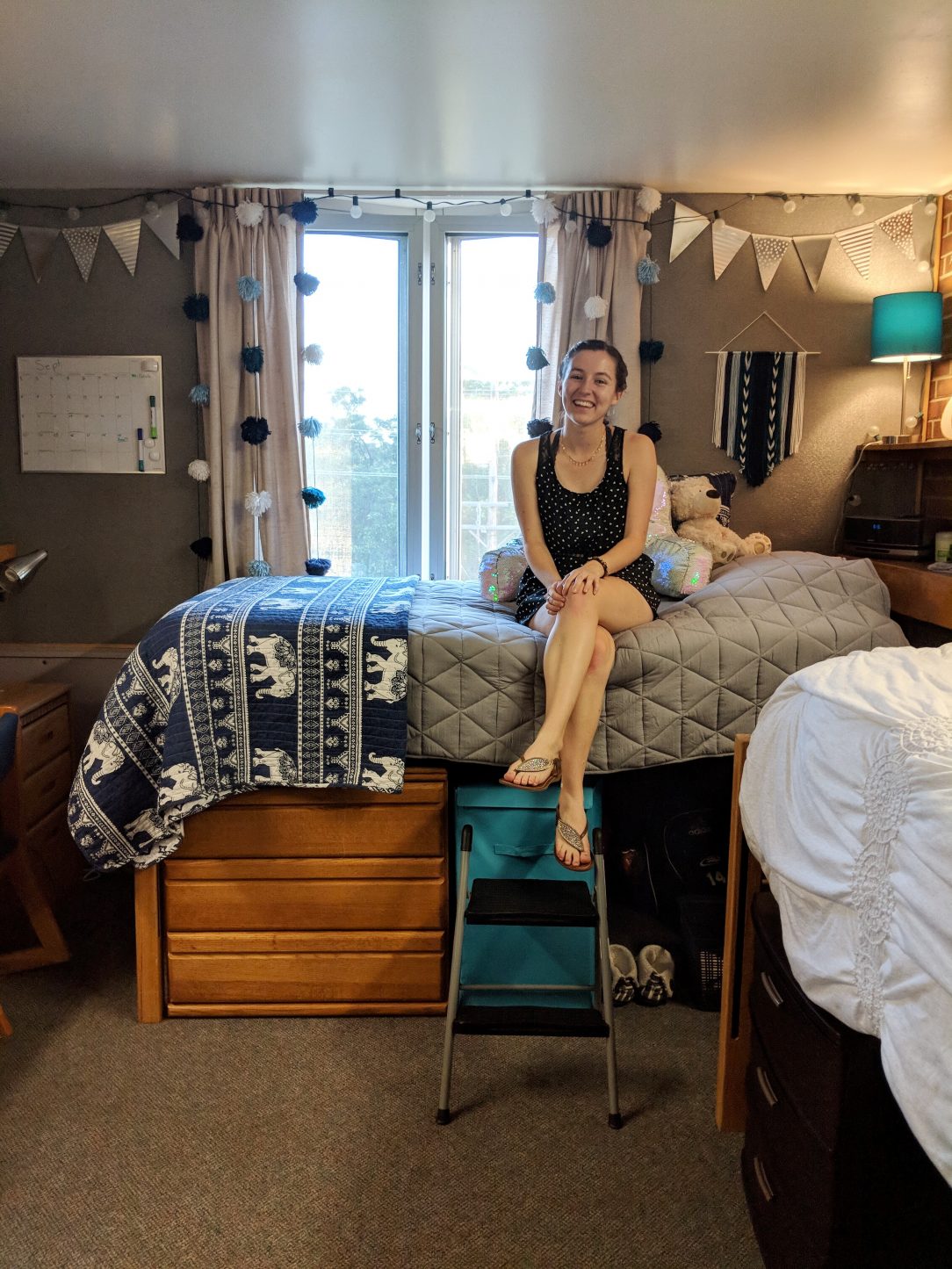 My Dorm Room Tour! – Grace Per Wear